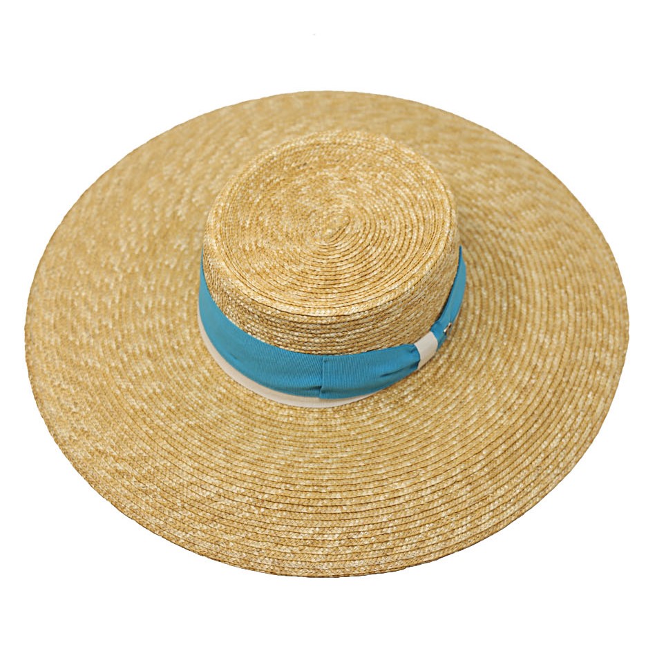 Straw hats: the super glamorous trend of summer 2021
